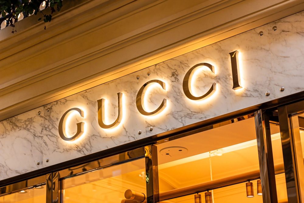 Kering apre una gara media globale - Touchpoint News