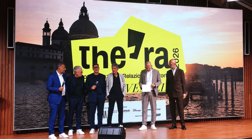 Thèra 2026 chiude a Venezia e guarda a Napoli: UNA immagina il futuro ...